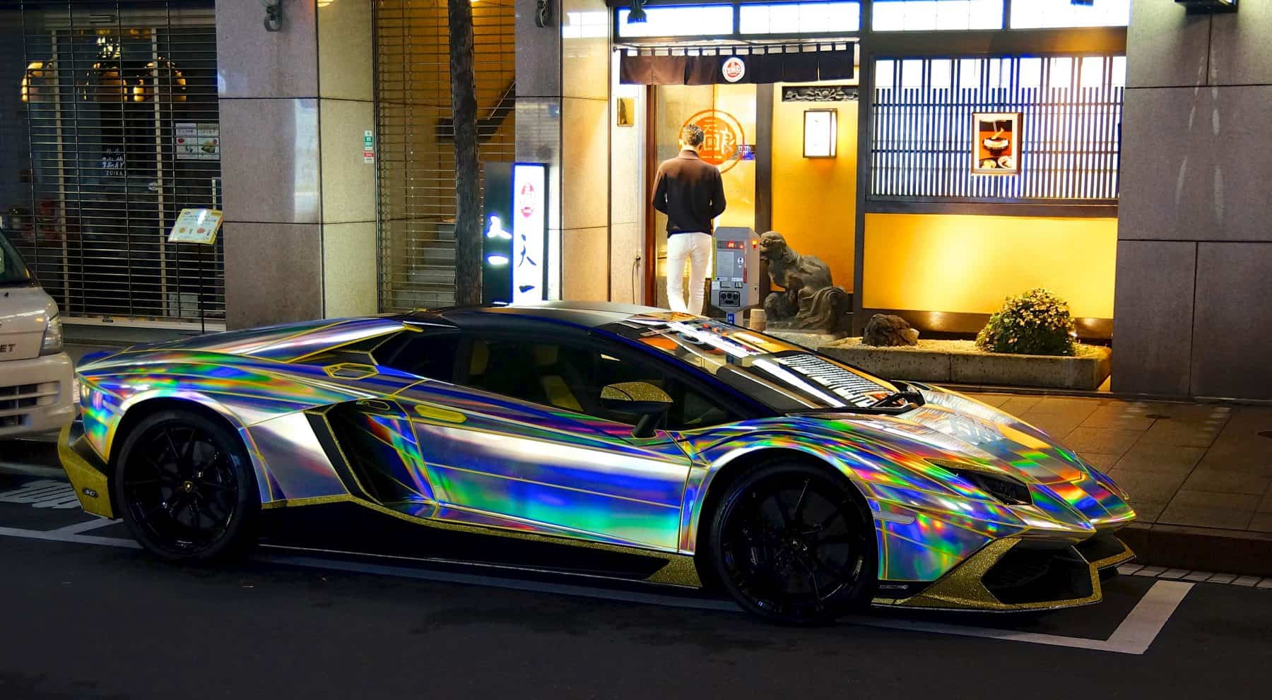 The 411 on Car Culture in Japan - ANA Experience Class